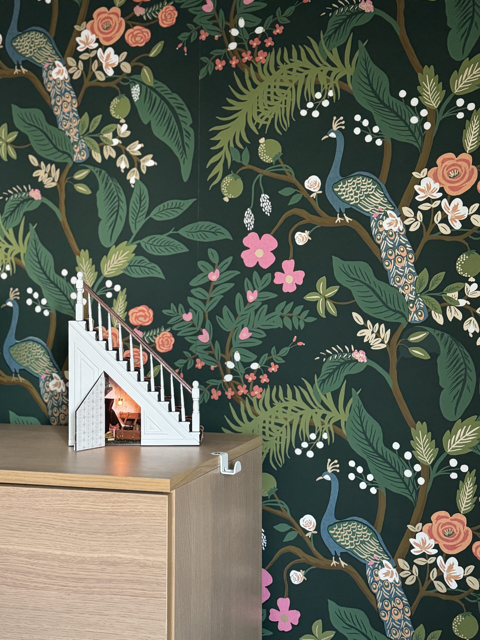 Everything You Need to Know About Purchasing a Book Nook - Little Art ...