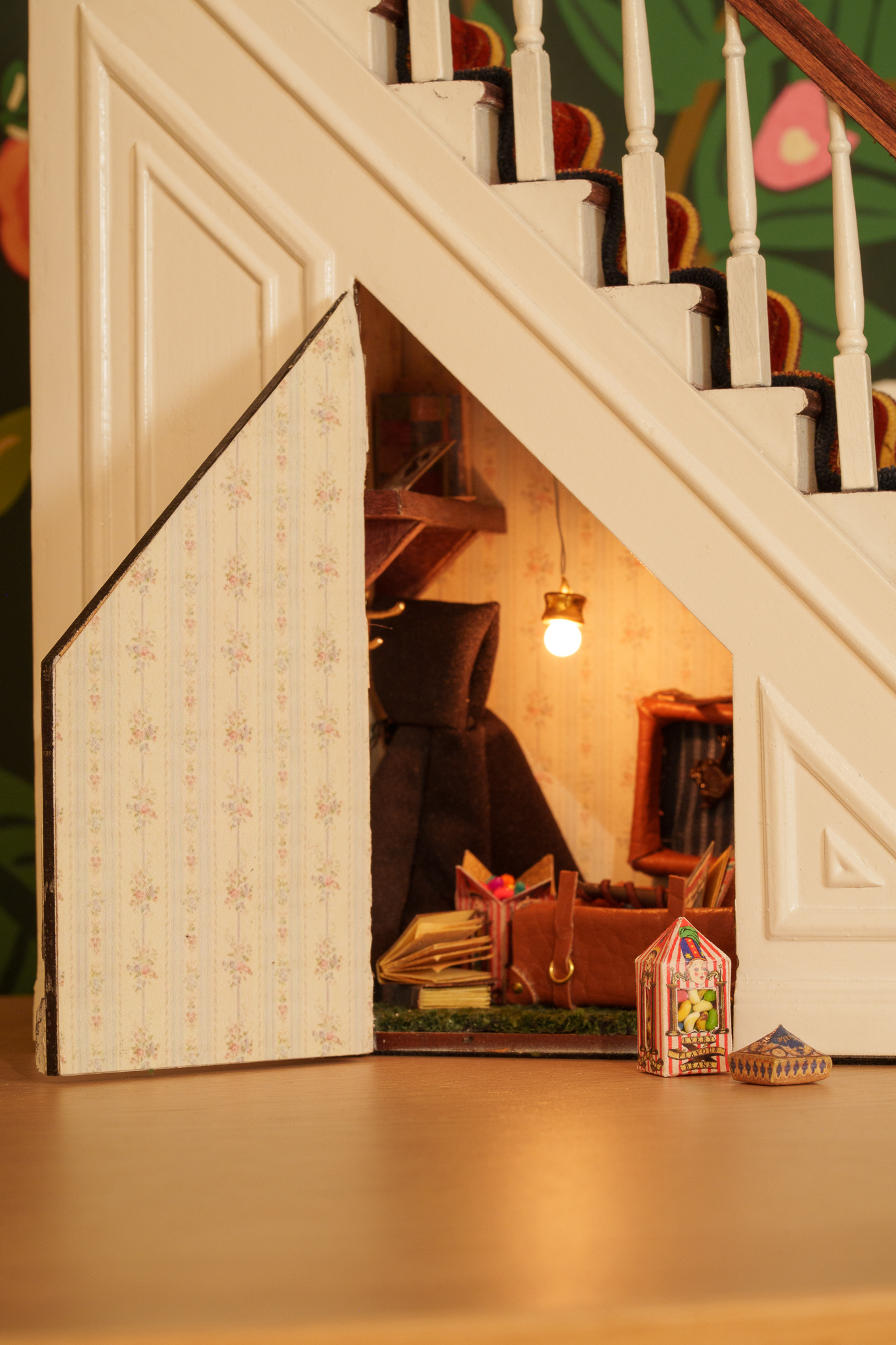 What is a book nook? - Little Art Adventures